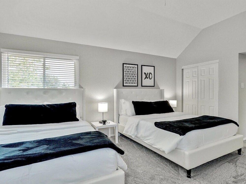 Luxury Escape Home With Pool/spa/game Room - 플라워 마운드