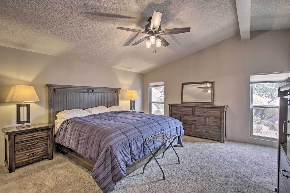 Family-friendly Home ~ 1 Mi To Kern River! - Lake Isabella, CA