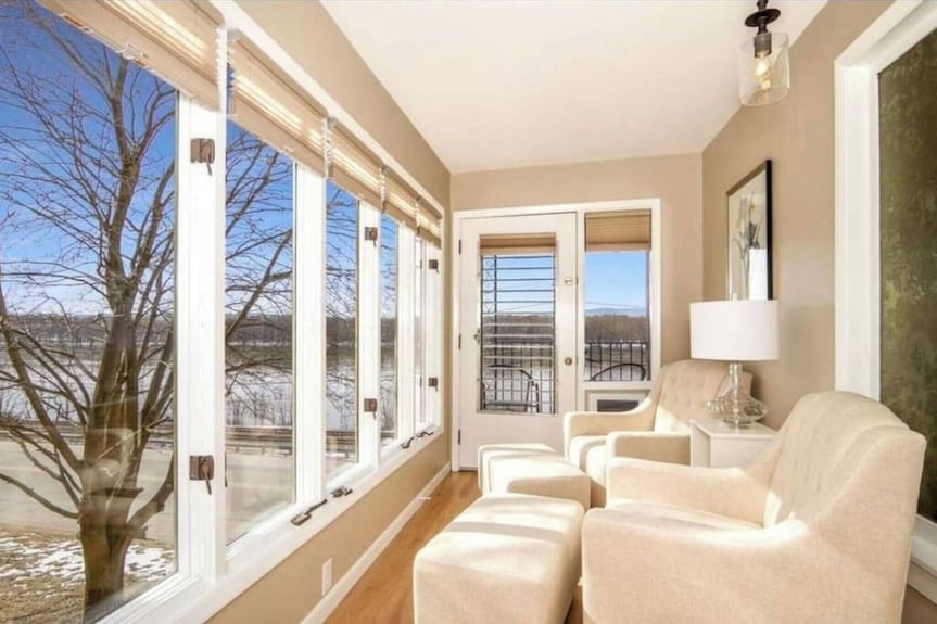 Great River Road - Victorian Historic Home (1898) - Winona, MN