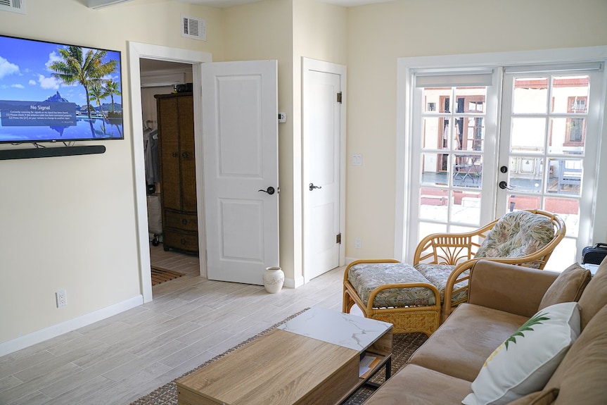 Adorable 1 Bedroom Guest House In Downtown Wpb - West Palm Beach, FL