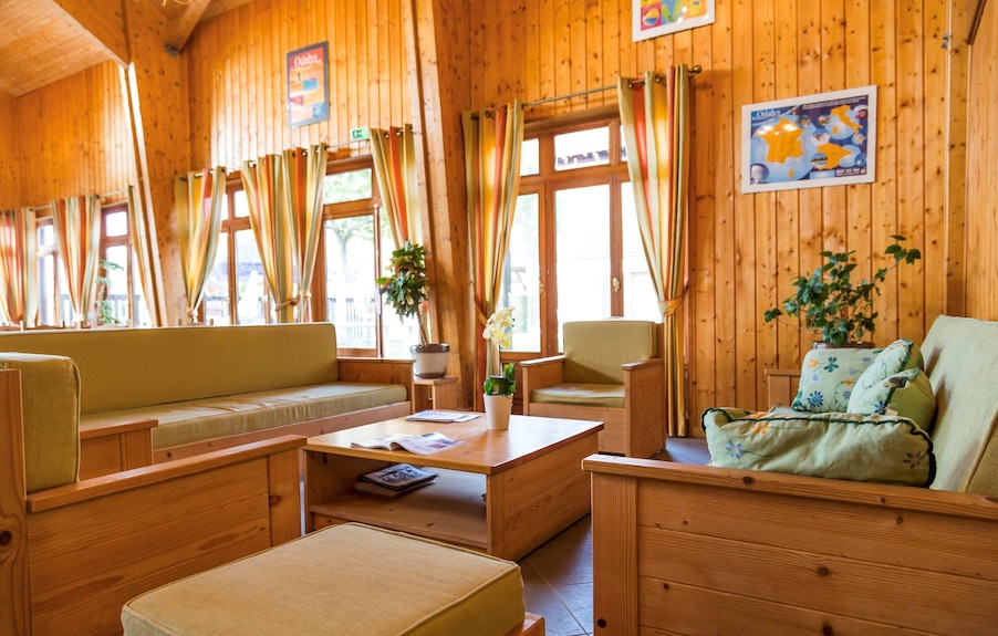 1 Chambre | Piscine, Thermes + Plus - Évian-les-Bains