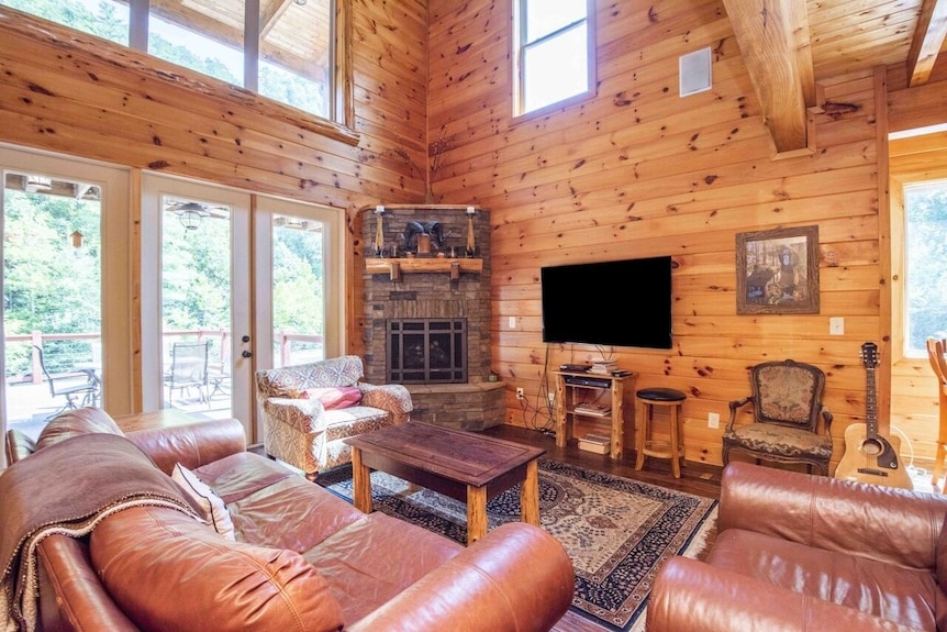 Riverfront Premium Cabin - Les Jardins de Coursiana