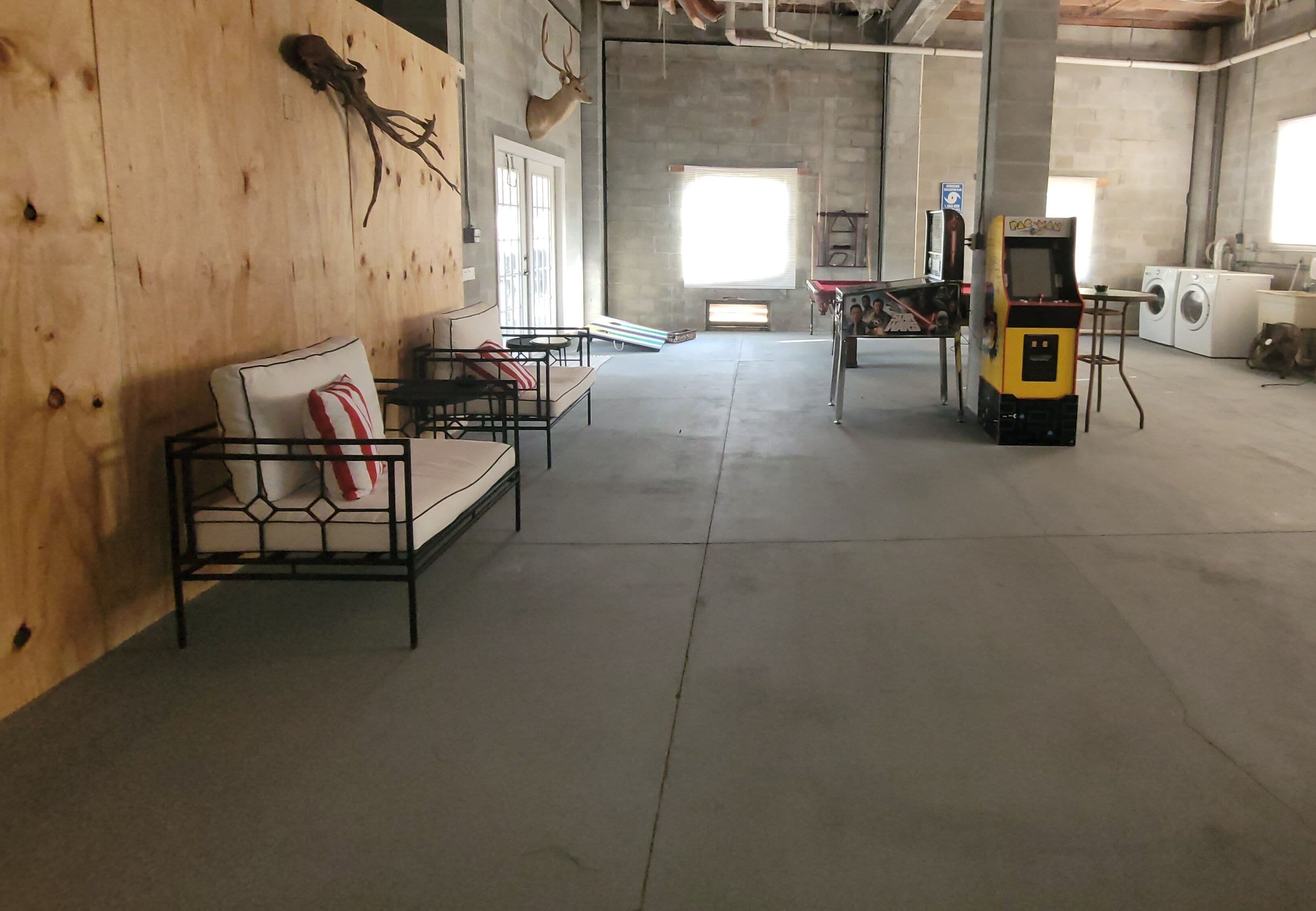 Waterfront Home Great For Family Gatherings Or Weekend Getaways! Pet-friendly - Weeki Wachee, FL