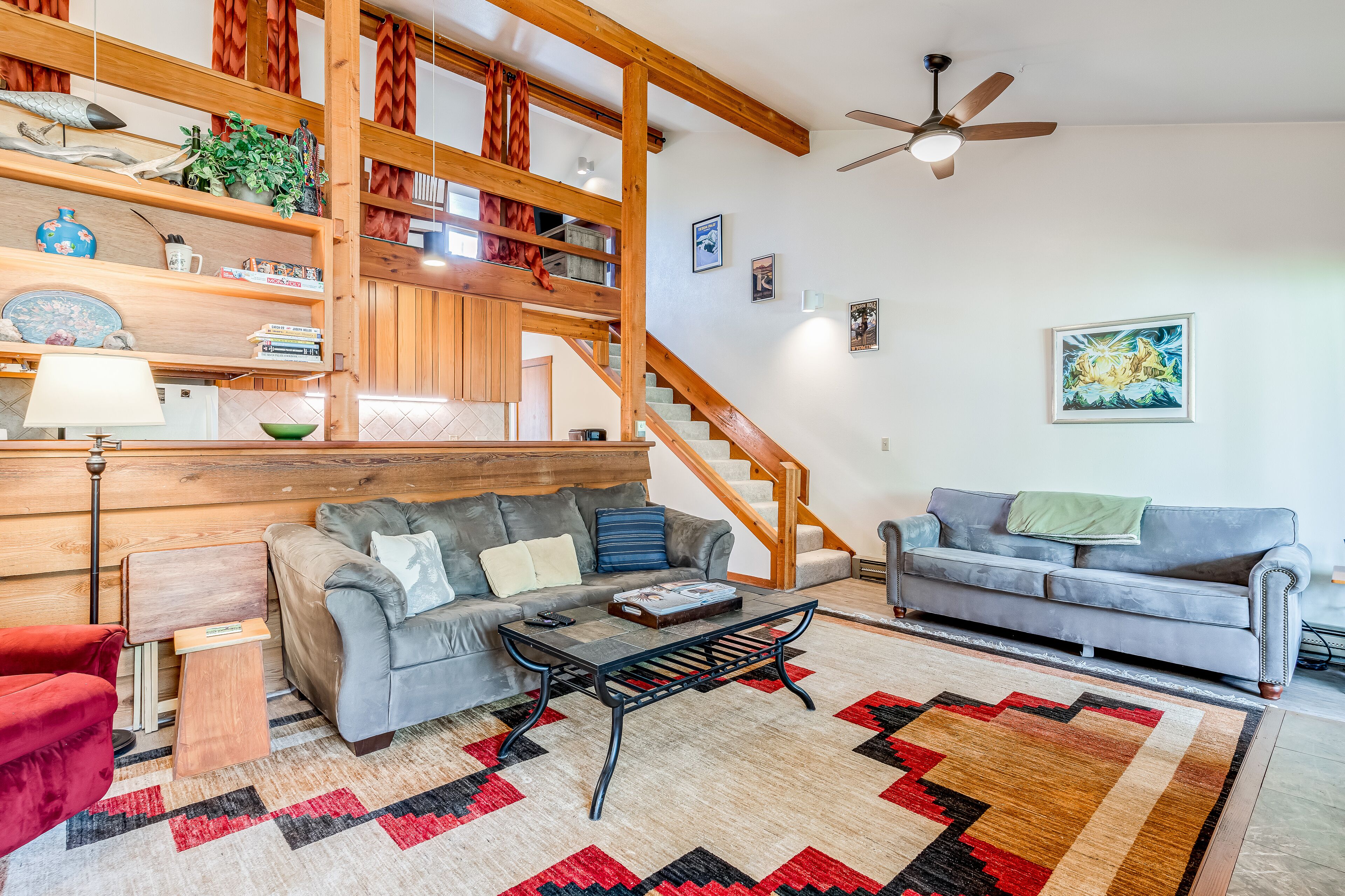 Lovely Condo With Fireplace, Skiing, Balcony, Full Kitchen & Washer/dryer - Jackson, WY