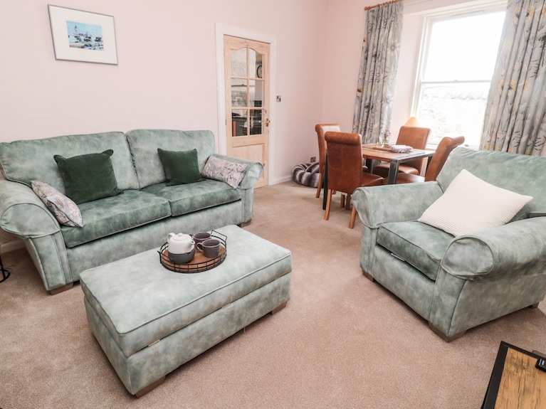 Islestone, 1 Temperance Terrace, Pet Friendly In Berwick-upon-tweed - Berwick-upon-Tweed