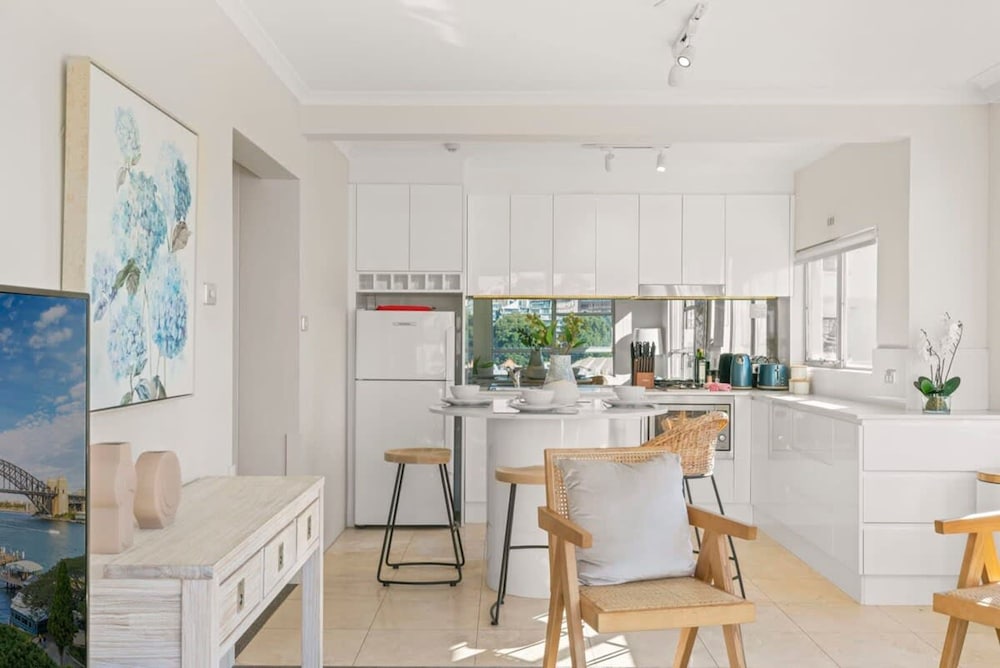 Harbourside 31 In Mcmahons Point - Sidney