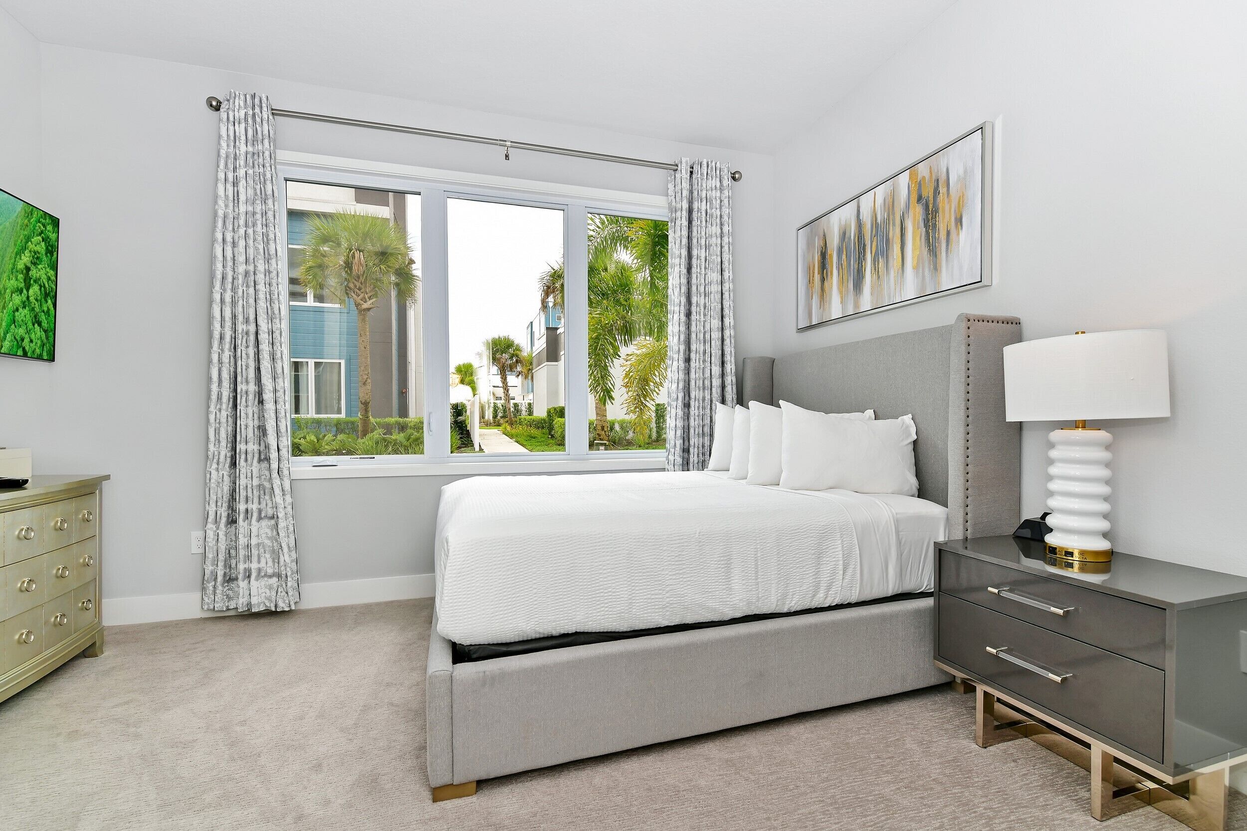 Spacious Condo Near Disney With Resort & Waterpark Access - B52-105 - Haines City, FL