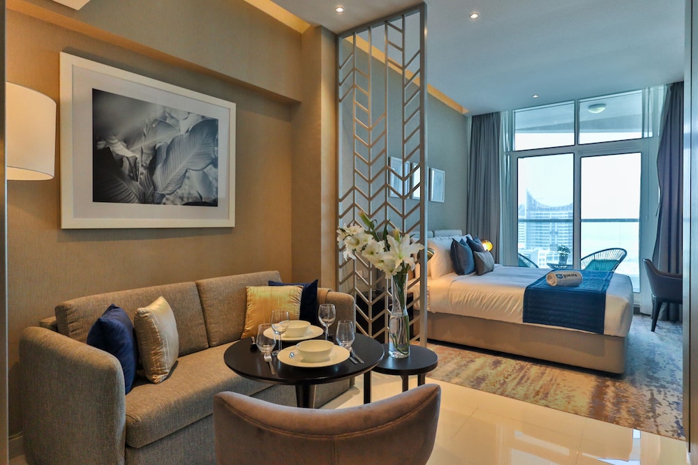 Higuests - Damac Maison Prive Tower A - Dubai