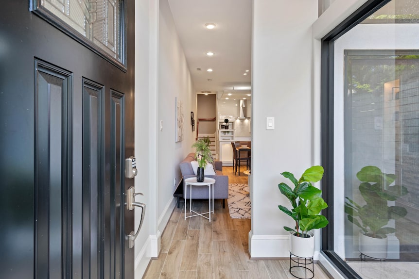 Capitol Hill Hidden Gem With An Impeccable Roof Top View! - Washington, D.C.