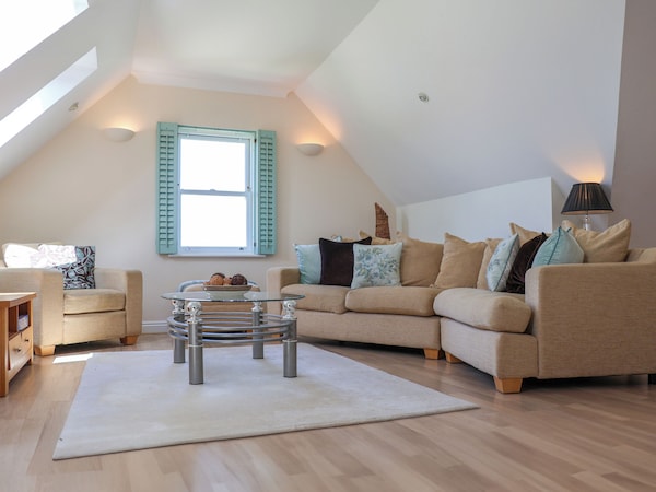 Celeste - Carbis Bay