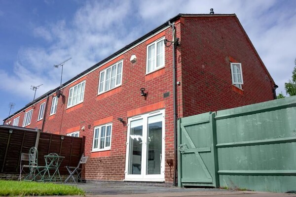 New Build Dickins Heath - Solihull