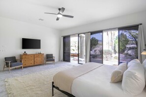 Villa (4 Bedrooms) | Interior