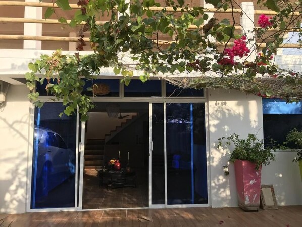 Fachada da propriedade