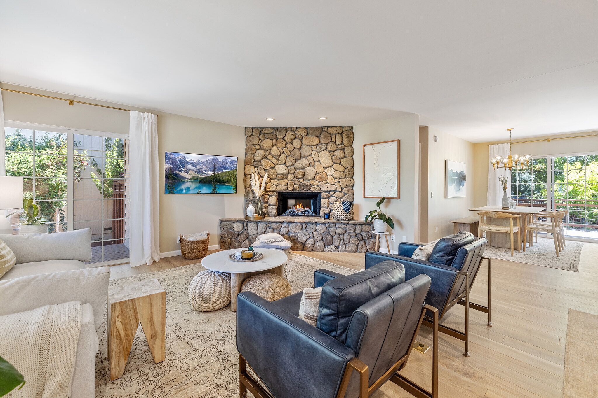 Charming Town Cottage in the Heart of Wine Country - Calistoga | Vrbo