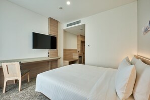 Quarto Duplo Deluxe | Cofre no quarto, cortinas/cortinados opacos, quartos insonorizados 