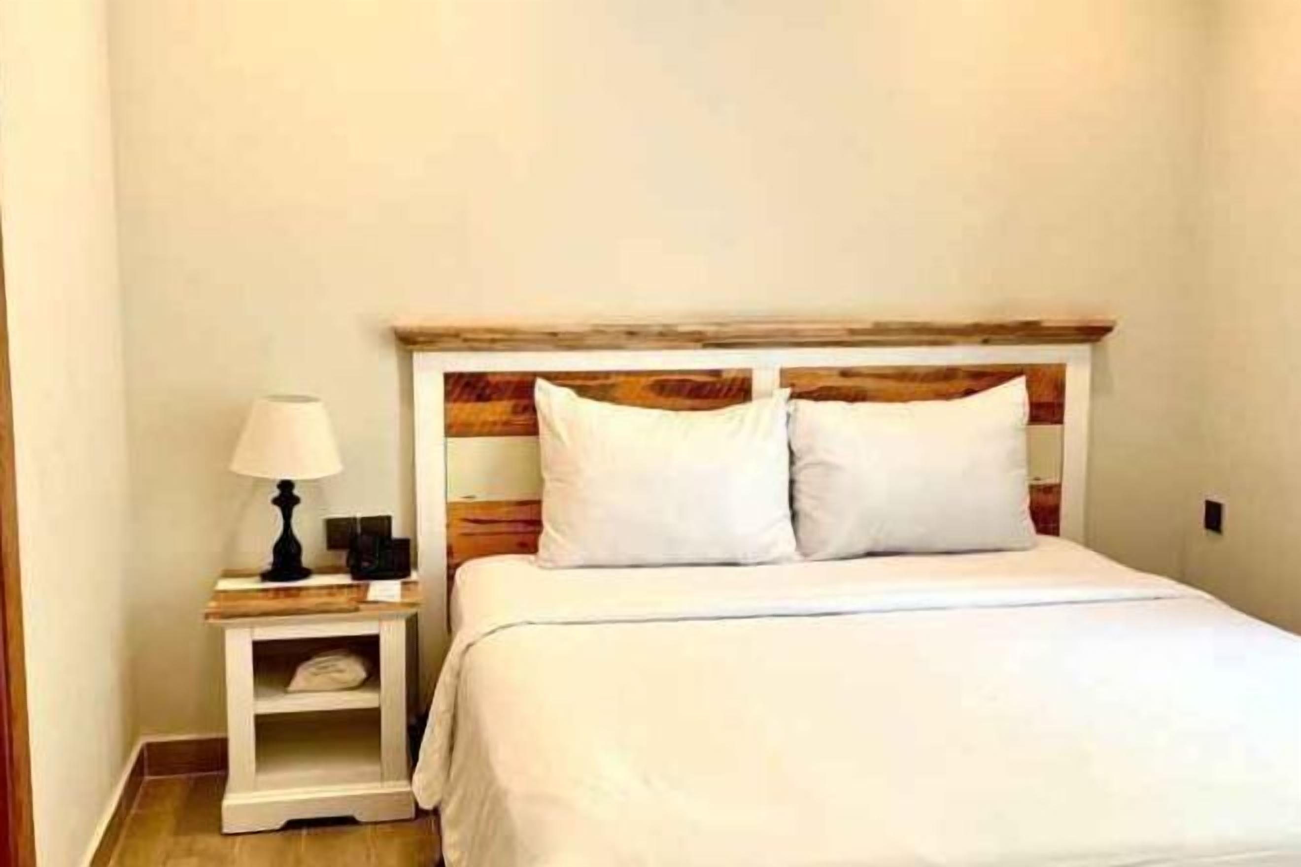 Minibar, Wi-fi grátis, roupa de cama fornecida 