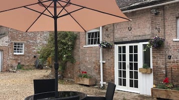 Casa, 2 quartos, pátio | Terraço/pátio interior