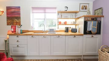 Casa de campo | Cozinha privada | Geladeira, chaleira elétrica, torradeira