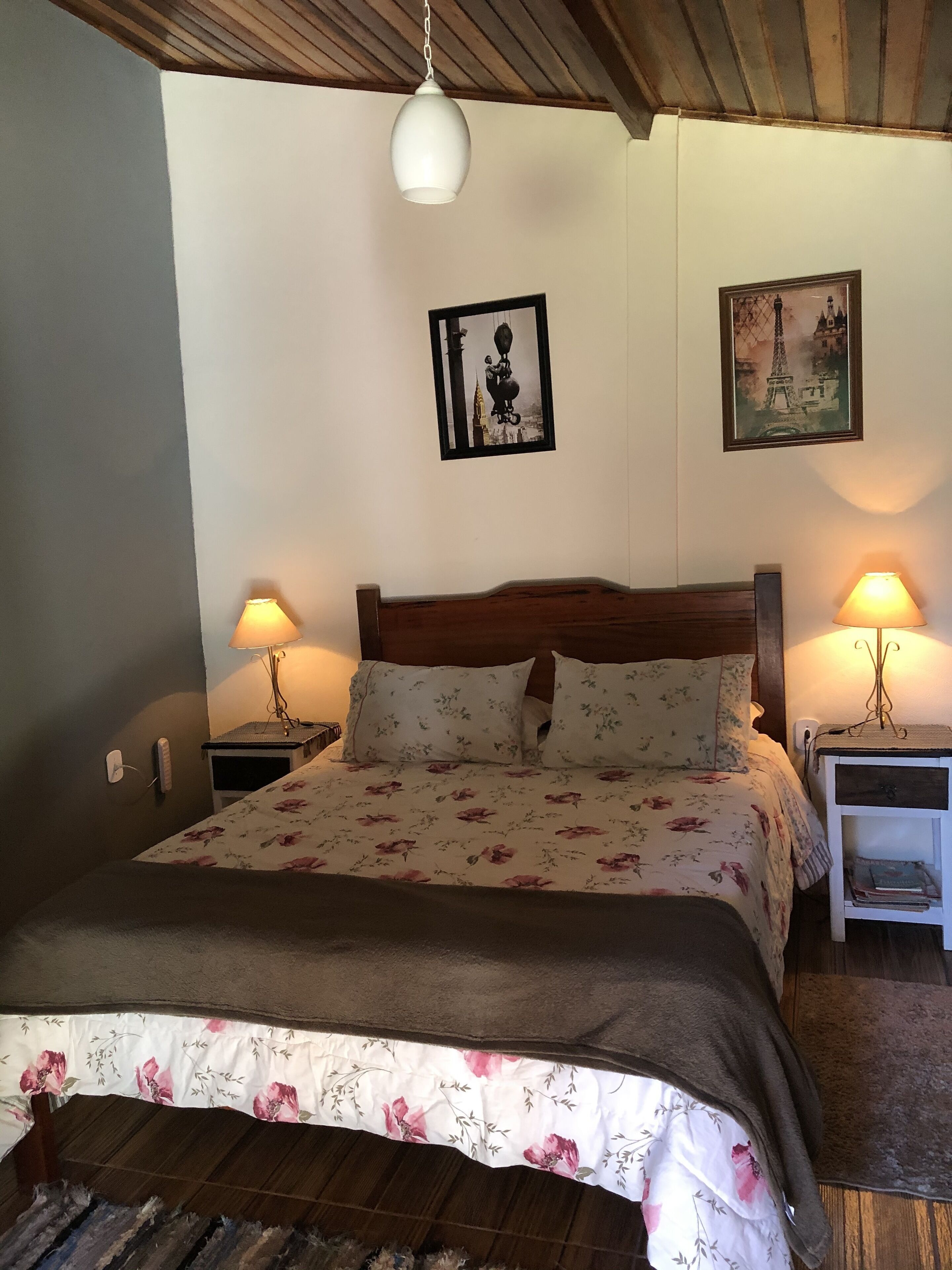 Minibar, ferro/tábua de engomar, Wi-fi grátis 