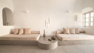 Suite Exclusiva, banheira de hidromassagem grande | Sala de estar