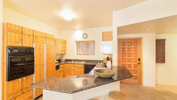 Apartamento (2 Bedrooms) | Parte interna