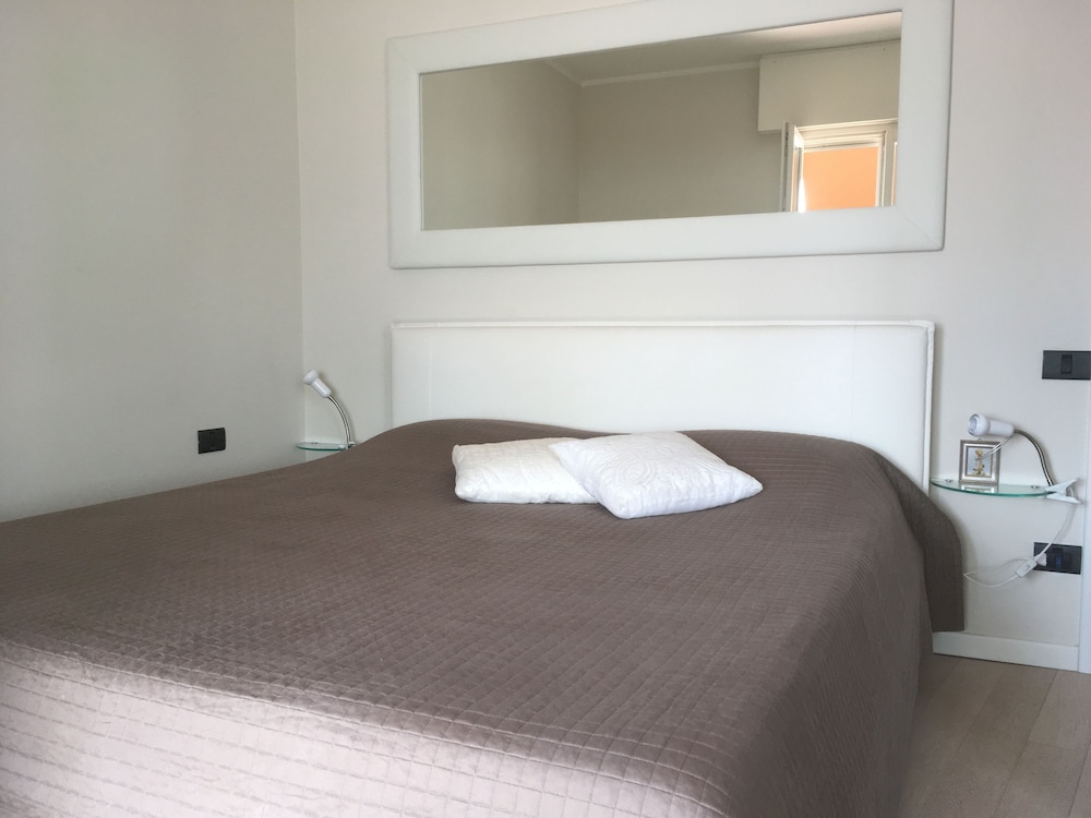 Moderne Wohnung Mit Großer Terrasse - Lac de Garde