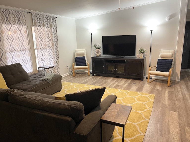 Cheerful 3 Bdrm Mfd Home W/ Relaxing Atmosphere - Lake Norman, NC