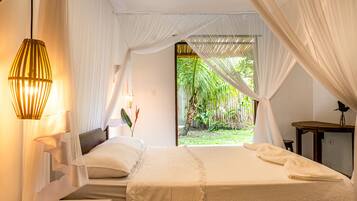 Casa Premium | 4 quartos, com decoração personalizada, com mobília individualizada