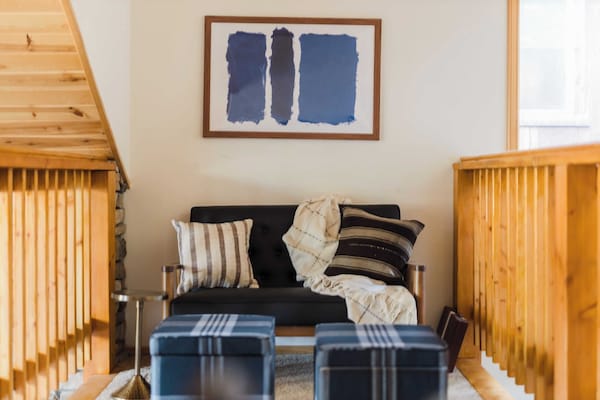 Walk To Ski Resort Lift Deck, Hot Tub, Game Loft Jumper By Avantstay - Big Bear, CA