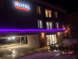 Fachada da propriedade