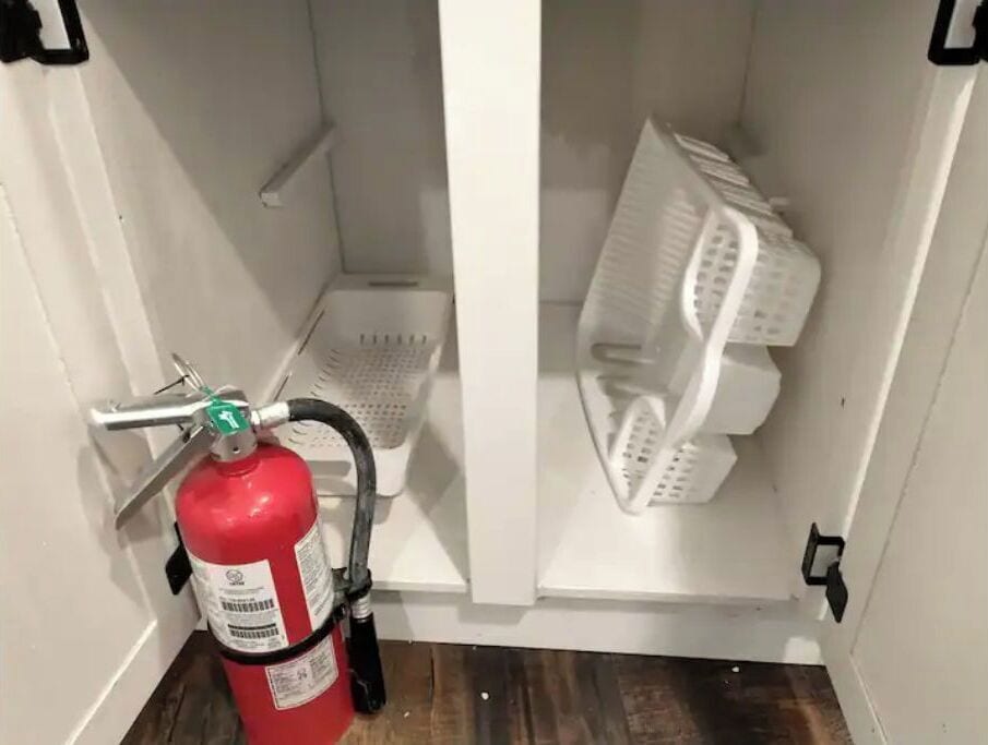 **Pet Friendly** Brewery District 1 Bdrm Hideout - アルバータ