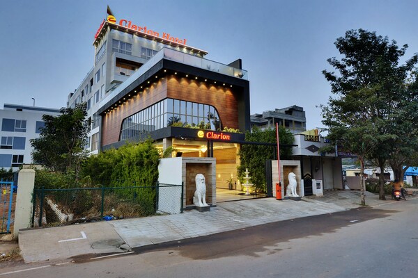 클라리온 호텔 방갈로르 - 벵갈루루
