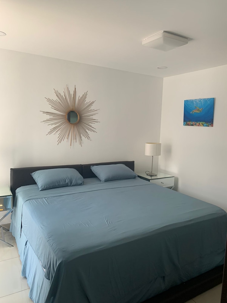 Condominio De Lujo En San Pedro Sula - La Lima
