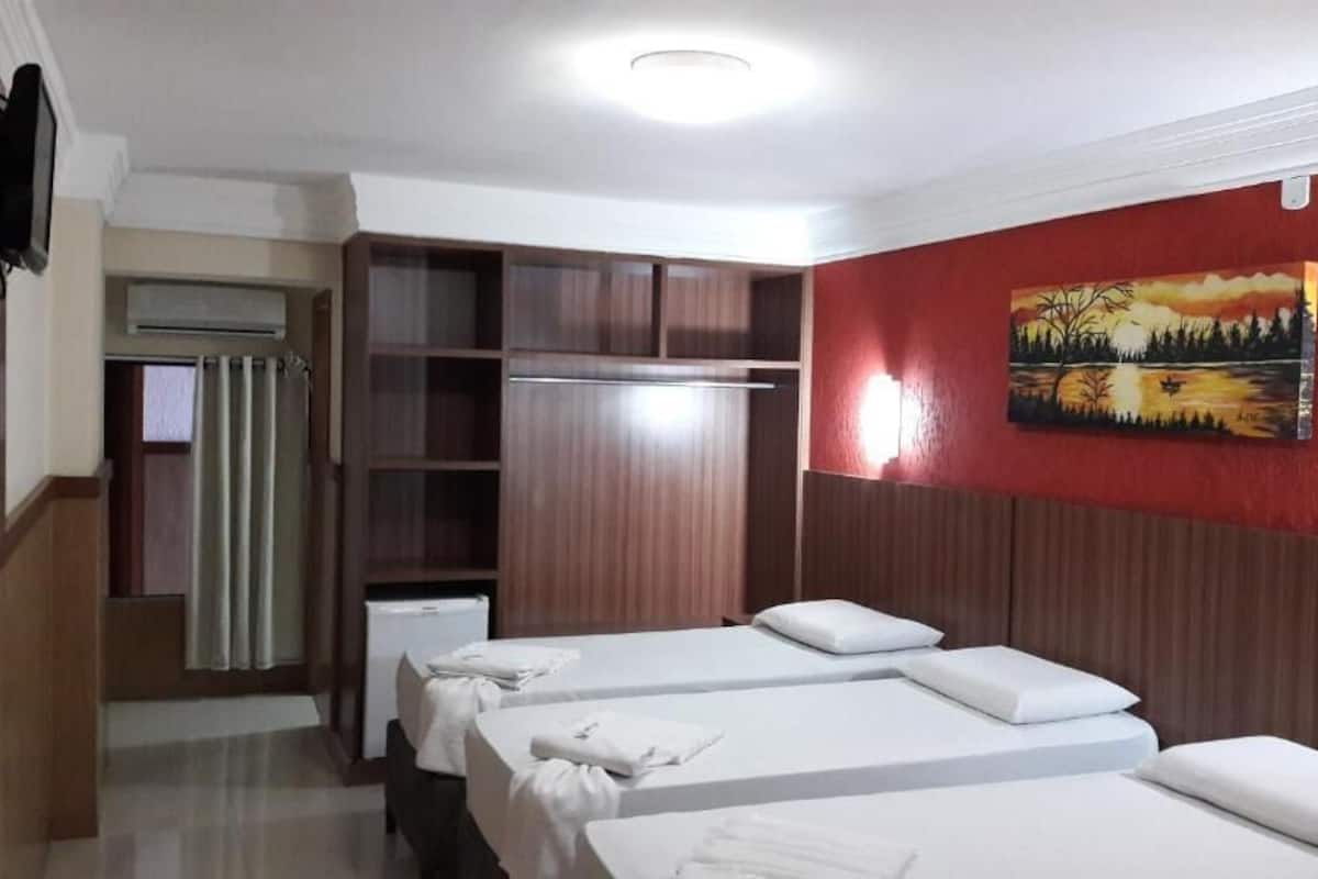 Quarto triplo standard