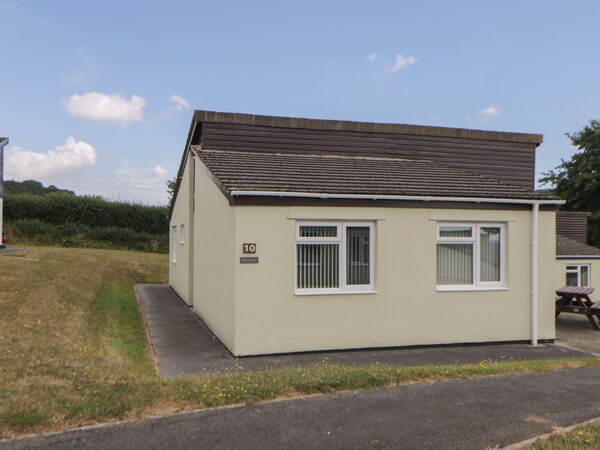 Harcombe House Bungalow 10 - Devon