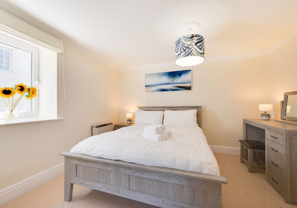 Honey Cottage Mews - Two Bedroom House, Sleeps 4 - Shaldon