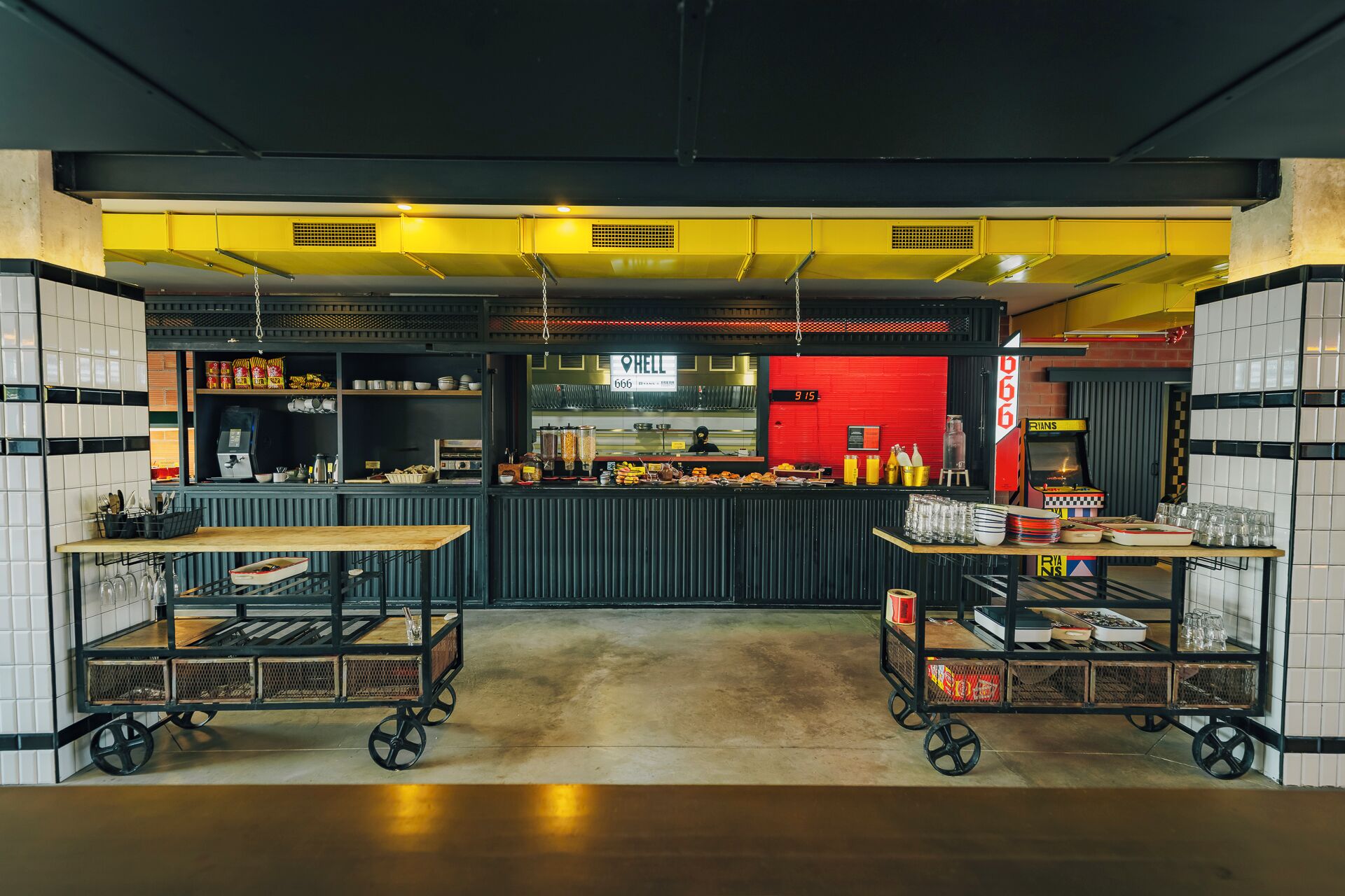 Café da manhã com buffet todos os dias mediante uma taxa