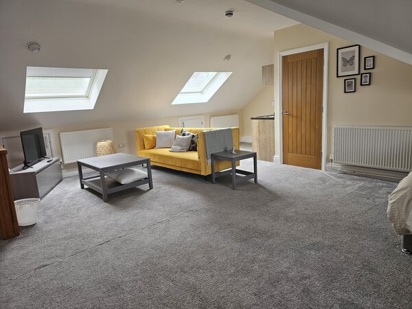 Lovely 1-bed Loft In Newport - Newport