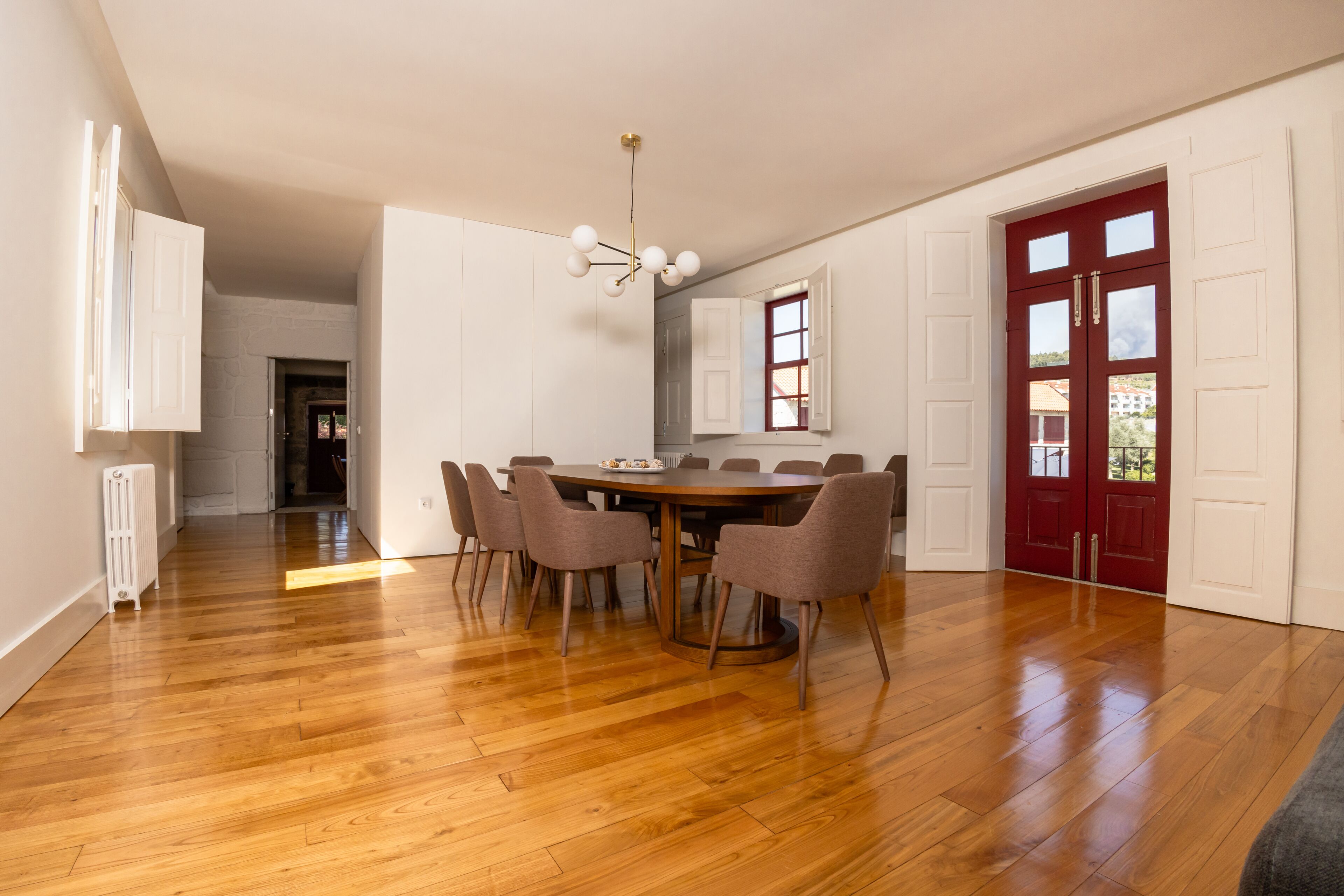 Casa de Luxo | Sala de estar | Televisor LED de 70 polegadas com canais por cabo, televisor 