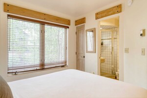 Casa (2 Bedrooms) | Interior