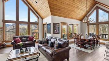 Casa (4 Bedrooms) | Interior