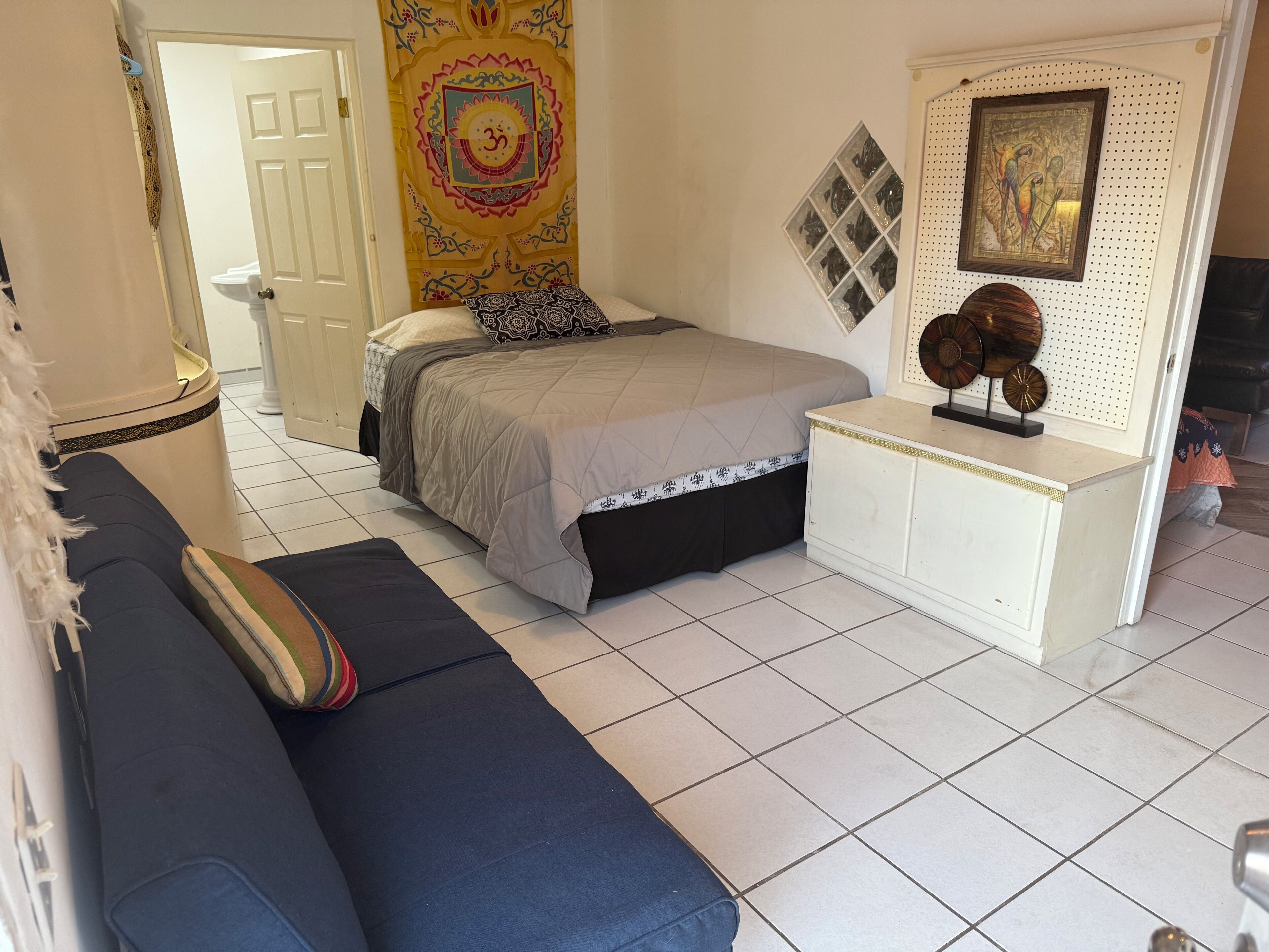 Camas com colchões de espuma com sistema de memória