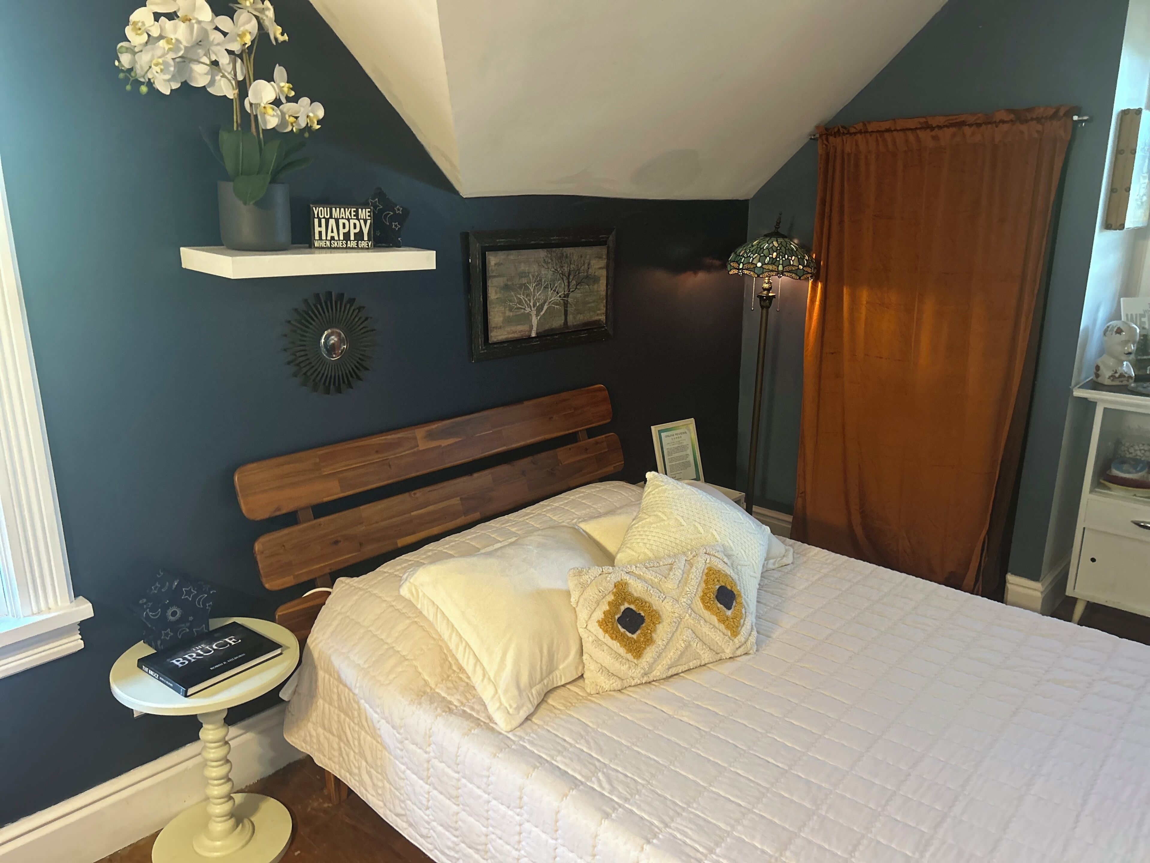 Suíte, 1 cama Queen, banheiro privativo | Roupa de cama