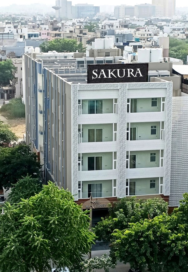 Hotel Sakura By Maps, Gurgaon - Gurugram