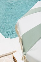 Suíte, 1 cama King | Frigobar, quartos à prova de som, Wi-Fi de cortesia, roupa de cama