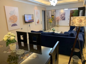 Apartamento, 2 quartos, acessível, fumadores | Sala