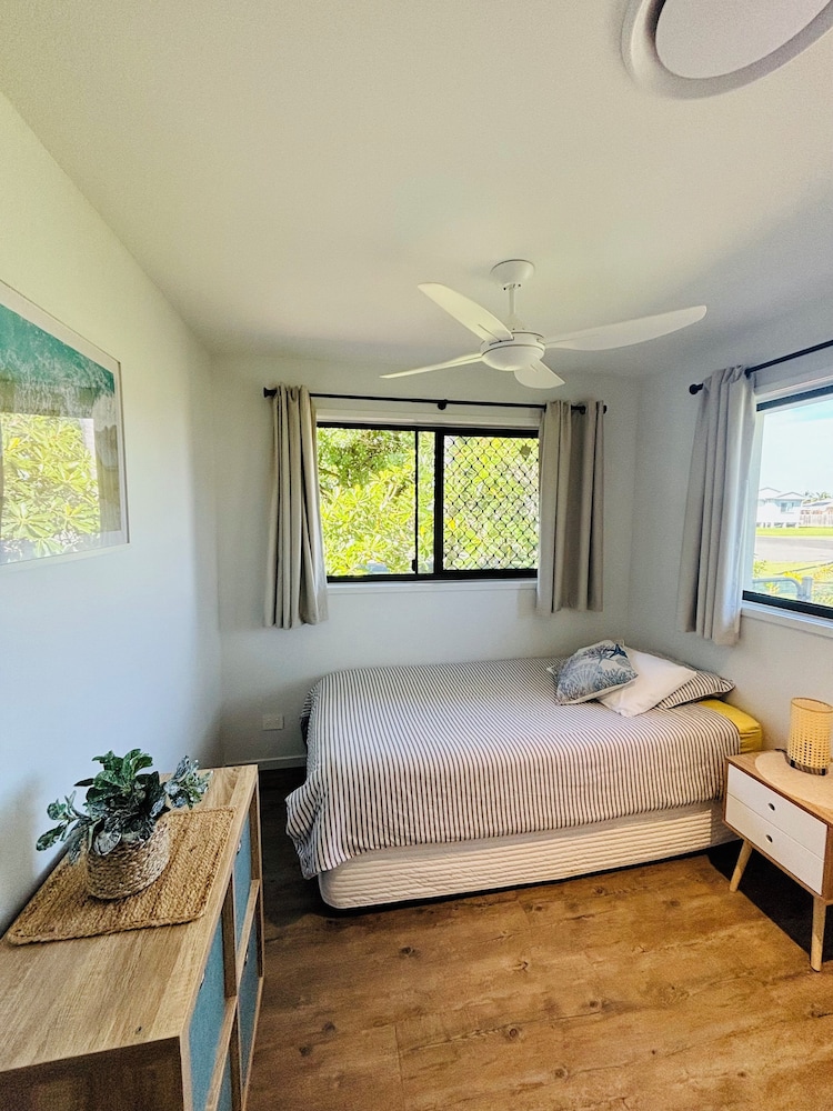 Smiley's Beach House. \Nocean Views 100m To Water Walk To Everything. - Elliott Heads