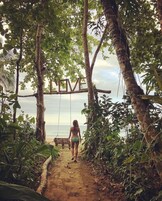 Praia particular, barracas de praia de cortesia, espreguiçadeiras 