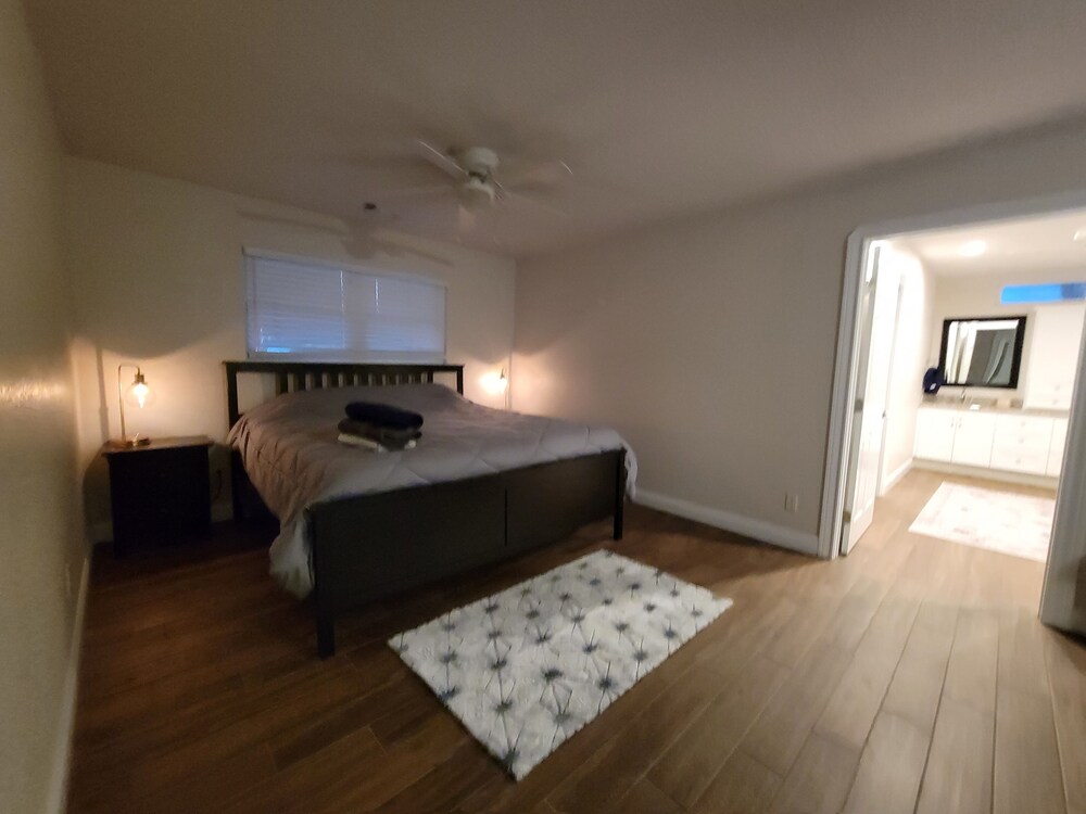 Perfect River House With 2 Acres In Great Location - San Marcos, TX