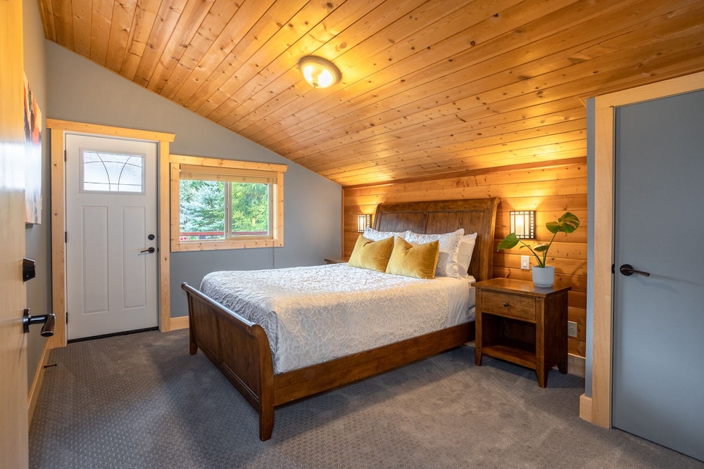 Family Chalet, Hot Tub, Bbq, Cinema, Putting Green -